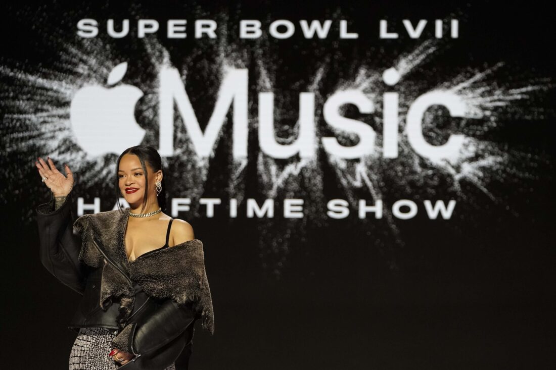Rihanna promises a ‘jam-packed’ Super Bowl halftime show | News, Sports ...